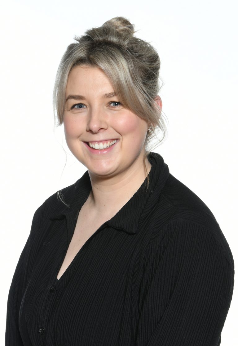 Meet the Staff – Sandhurst Primary School